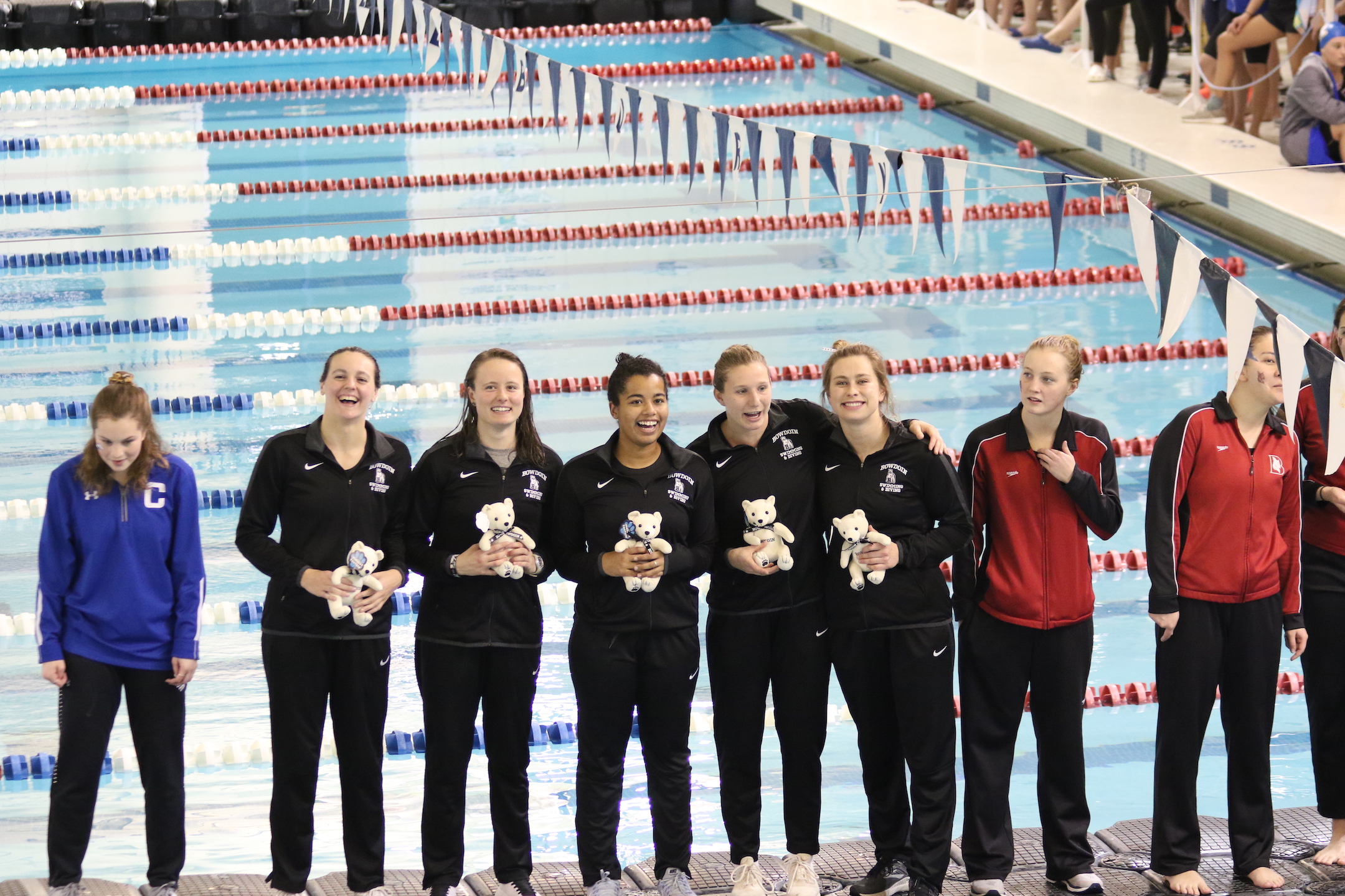 New records set at swimming and diving championships – The Bowdoin Orient